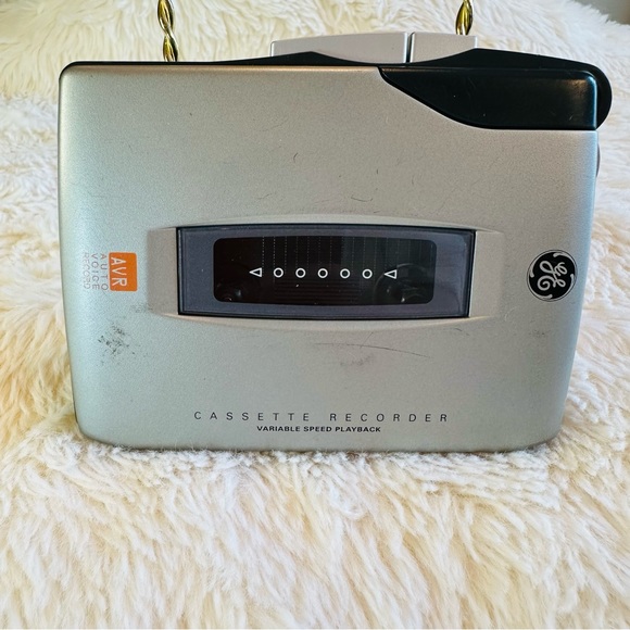 GE | Portable Audio & Video | Vintage Ge Cassette Recorder Battery ...